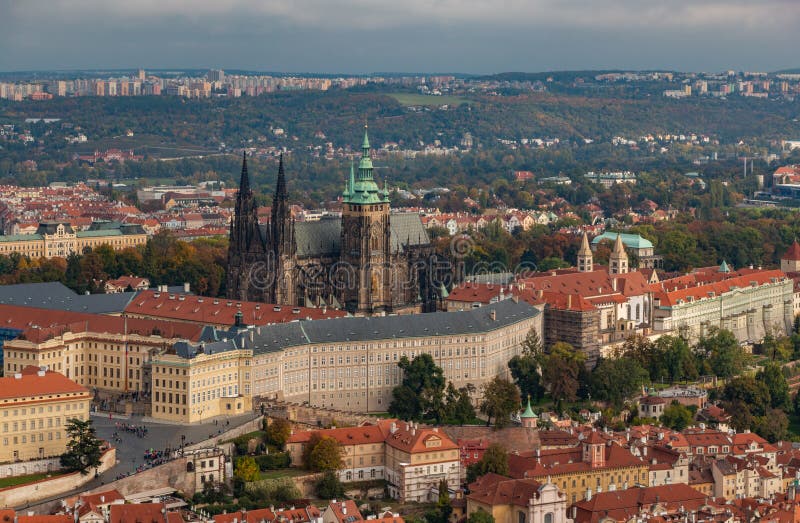 Prague Castle Complex editorial photography. Image of city - 214896027