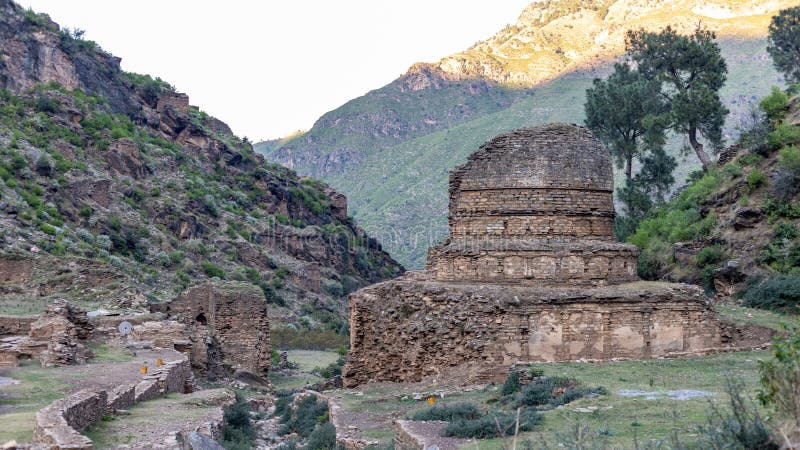 The Main Stupa is the Largest of the Stupas Best Preserved in this Area ...