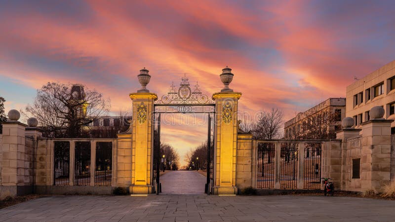 Phi Beta Phi Gate at Daybreak on Maple Street Entering the Campus of ...