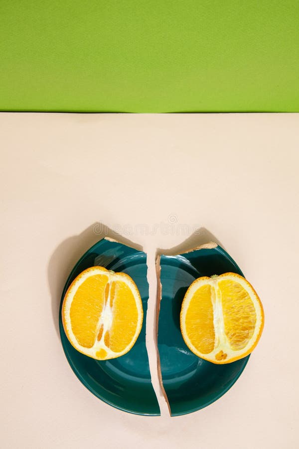 Pieces of Fresh Orange on Broken Plate Stock Image - Image of orange ...