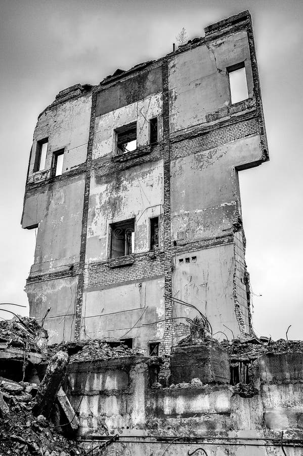 4,966 Crumbling Stone Ruin Stock Photos - Free & Royalty-Free Stock ...