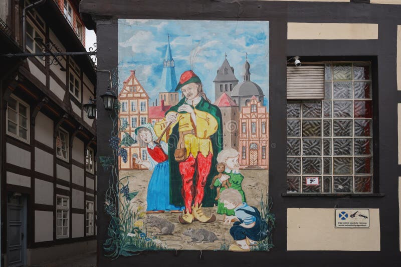 Pied Piper of Hamelin Mural - Hamelin, Germany Editorial Stock Image ...
