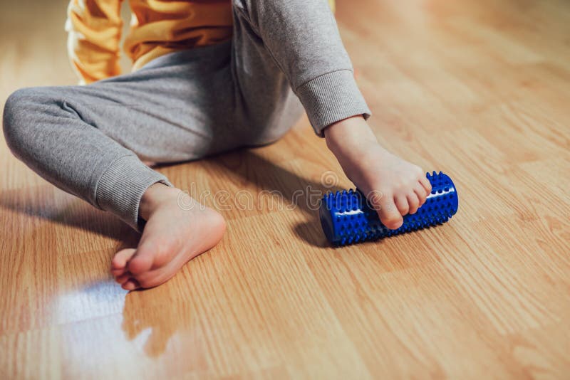 Piedi Piatti Di Esercizio Di Correzione Immagine Stock - Immagine di ... Piedi Piatti Di Esercizio Di Correzione Immagine Stock - Immagine di ...