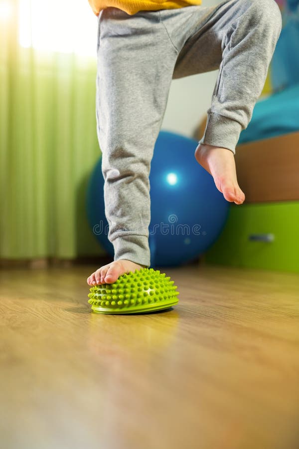 Piedi Piatti Di Esercizio Di Correzione Fotografia Stock - Immagine di ... Piedi Piatti Di Esercizio Di Correzione Fotografia Stock - Immagine di ...
