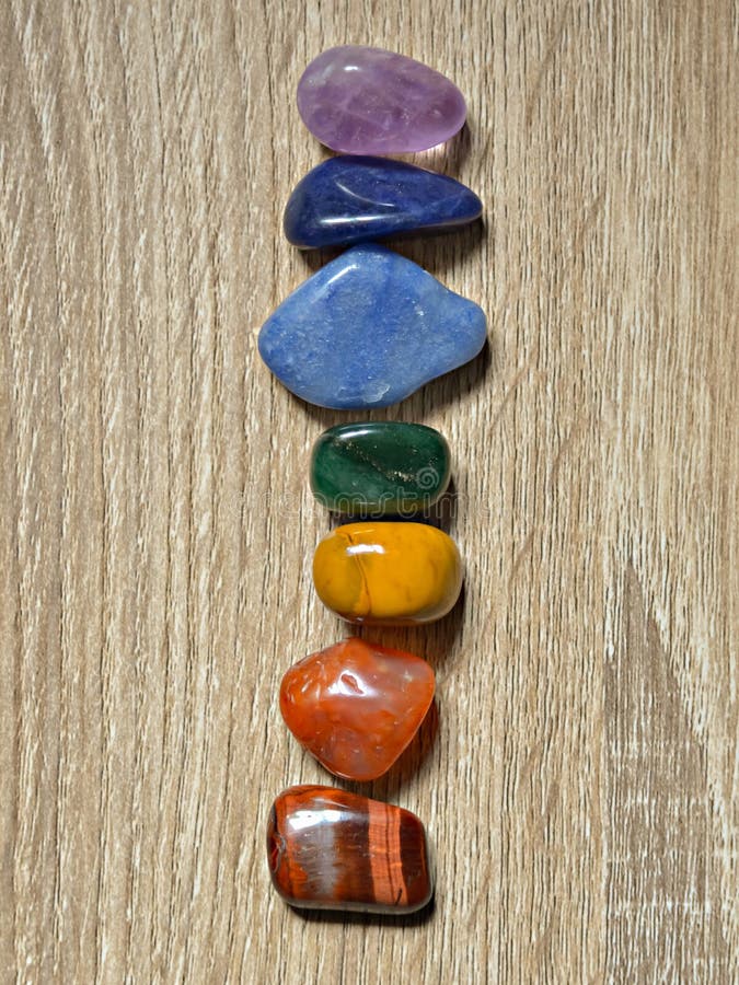 Sistema De Siete Piedras Curativas Del Chakra Para La Cura Cristalina ...