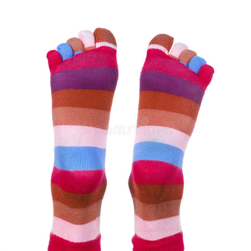 Deux Pieds Dans Des Chaussettes Joyeuses Avec Des Orteils Photo stock ...