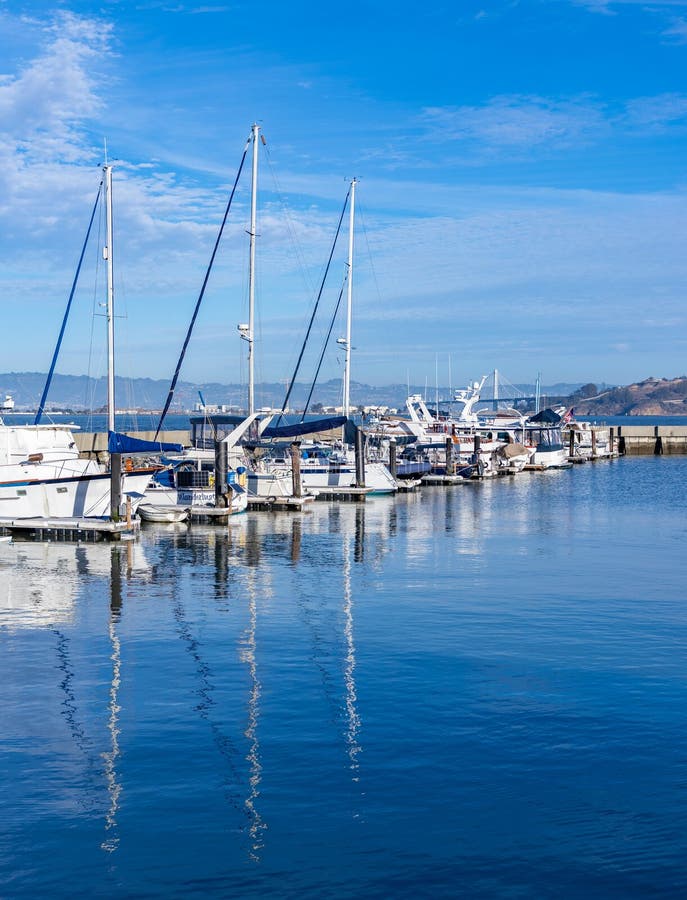 Pier 39 Marina editorial photography. Image of marina - 275472772