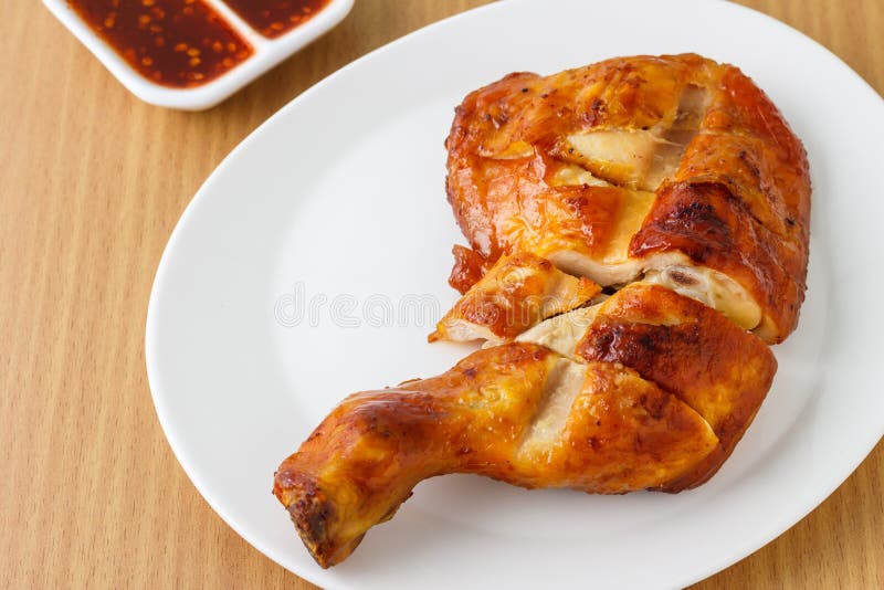 Pierna De Pollo Asada a La Parilla Imagen de archivo - Imagen de frito ...