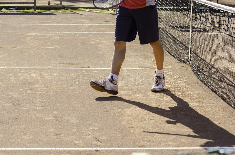 Pies De Los Jugadores De Tenis Imagen de archivo - Imagen de standing ...
