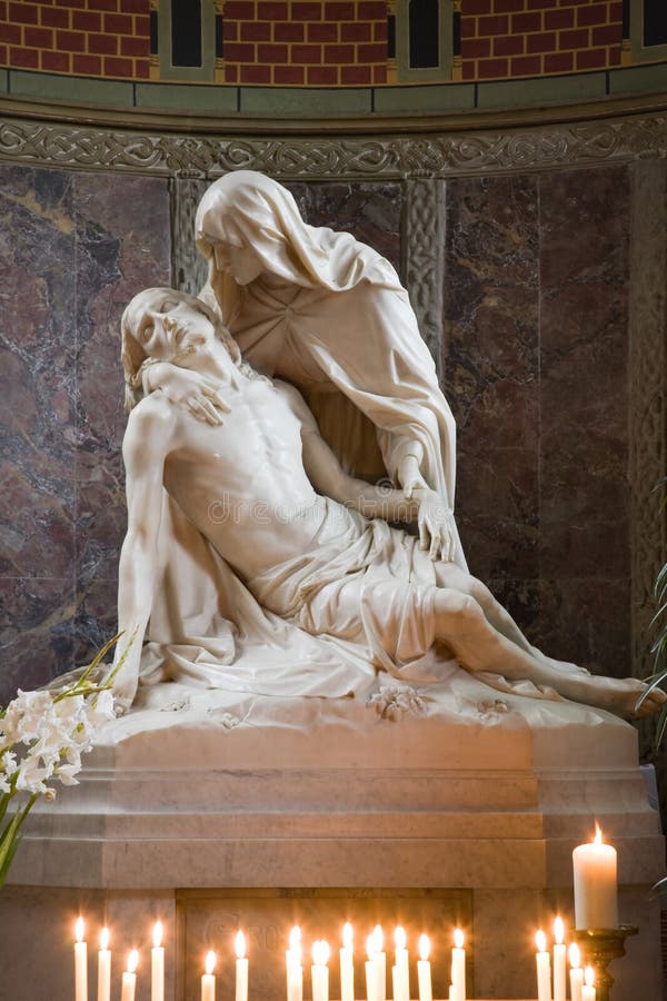Pieta statue stock photo. Image of deutschland, monument - 7284196
