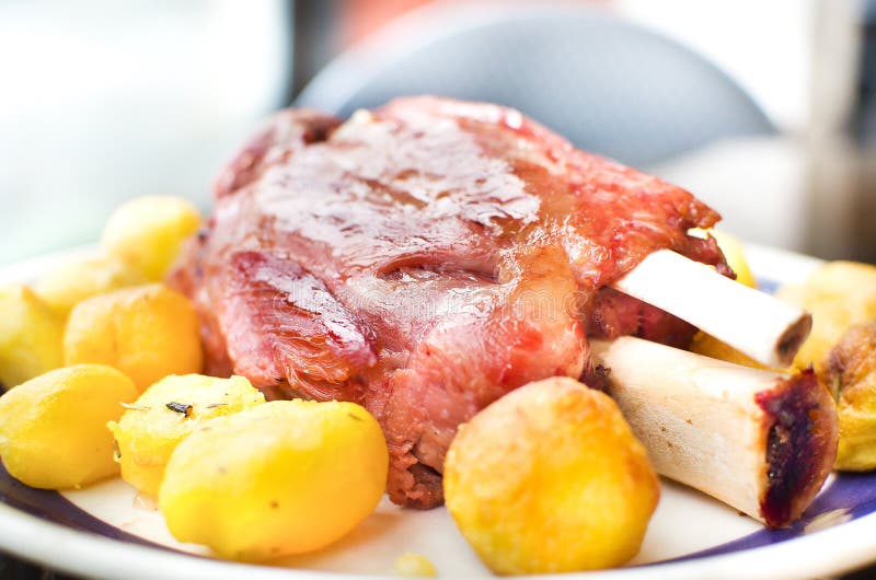 Pig Pork Shank Golden Potatoes Stock Image - Image of closeup, cooking ...