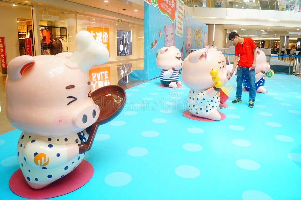 Pig statue editorial photo. Image of arts, decoration - 77024696