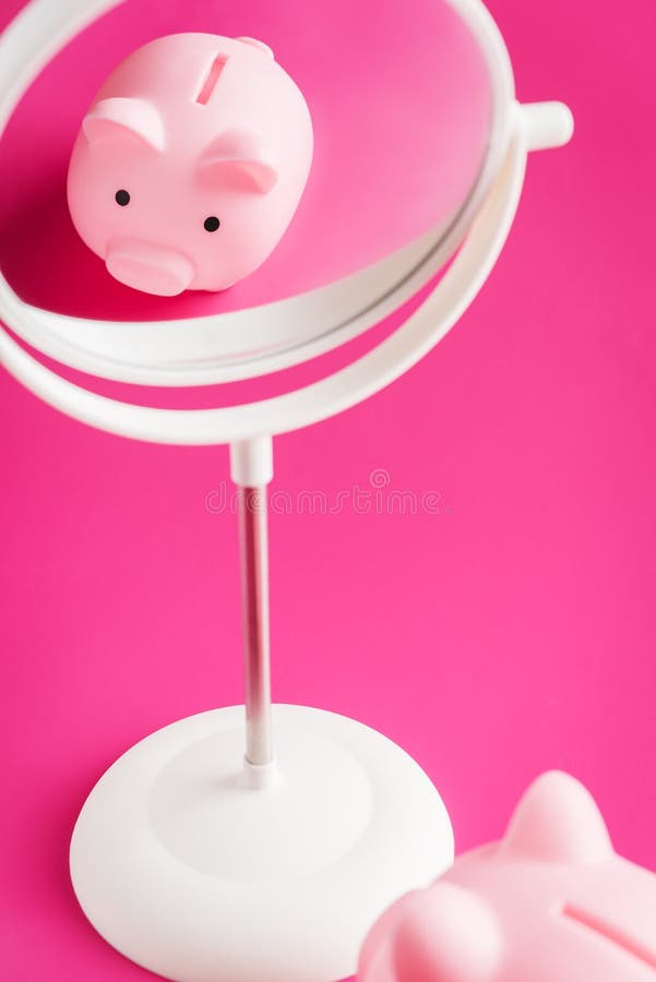 176 Mirror Pig Stock Photos - Free & Royalty-Free Stock Photos from ...
