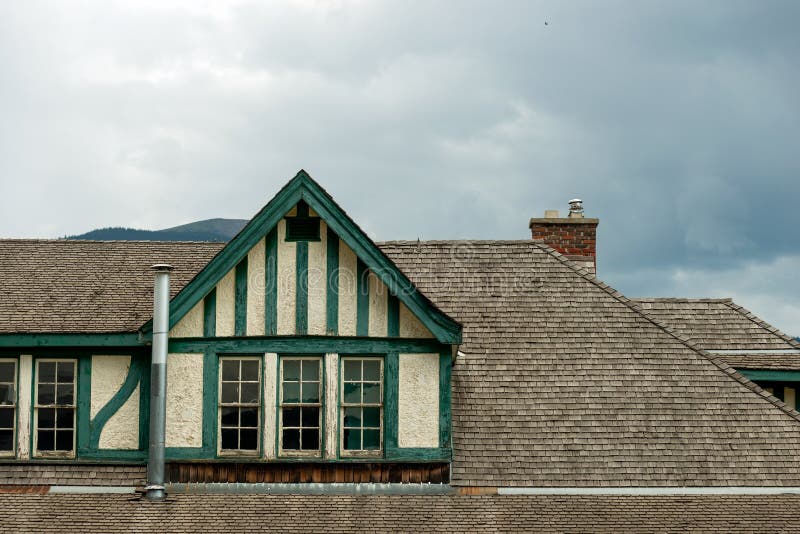 Toit De Pignon De La Maison Historique De Brique (Bruges, Belgique ...