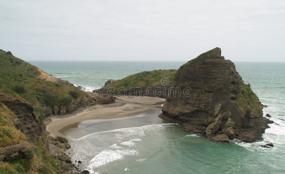 Piha beach stock photo. Image of tide, view, south, water - 12742256