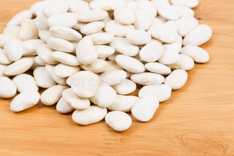 Pila de habas de Lima foto de archivo. Imagen de legumbre - 28029544