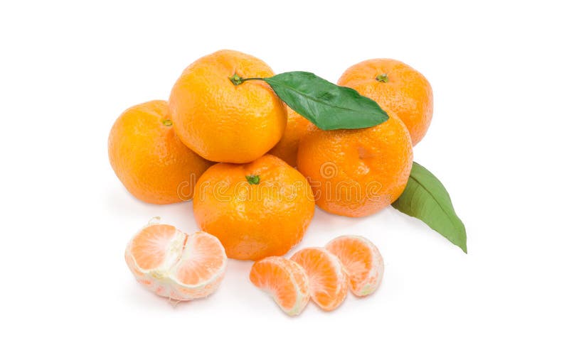 Mandarina Pelada Por La Mitad Foto de archivo - Imagen de fruta, pelado ...