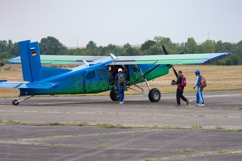 Pilatus PC6 Aircraft Used for Chute Dropping Editorial Photo - Image of ...