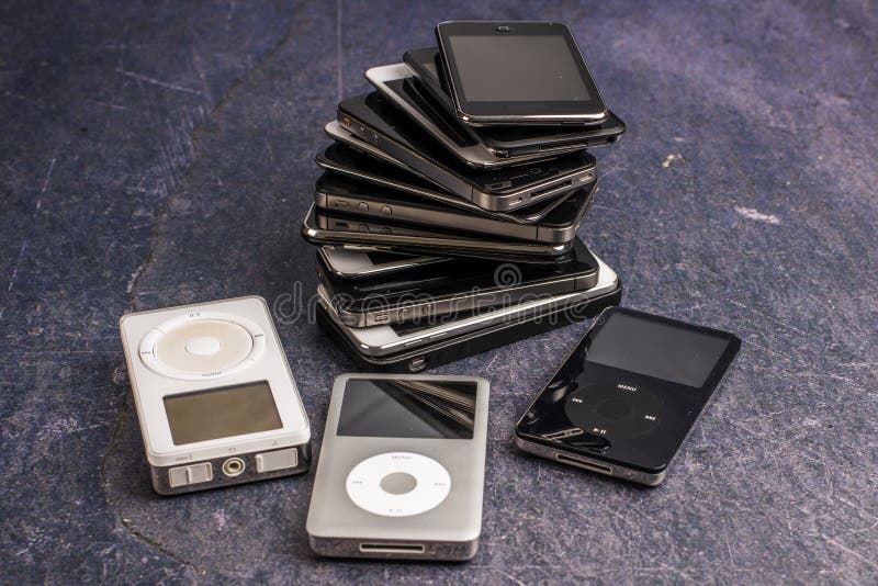 Stack of Old IPhones and IPods Editorial Image - Image of digital ...