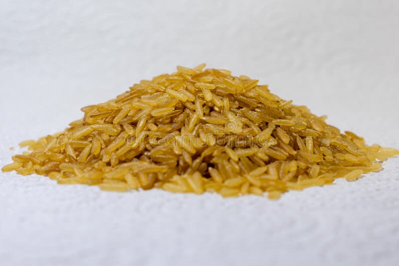Pile of Brown Rice Uncooked Isolated on White Background Stock Image ...