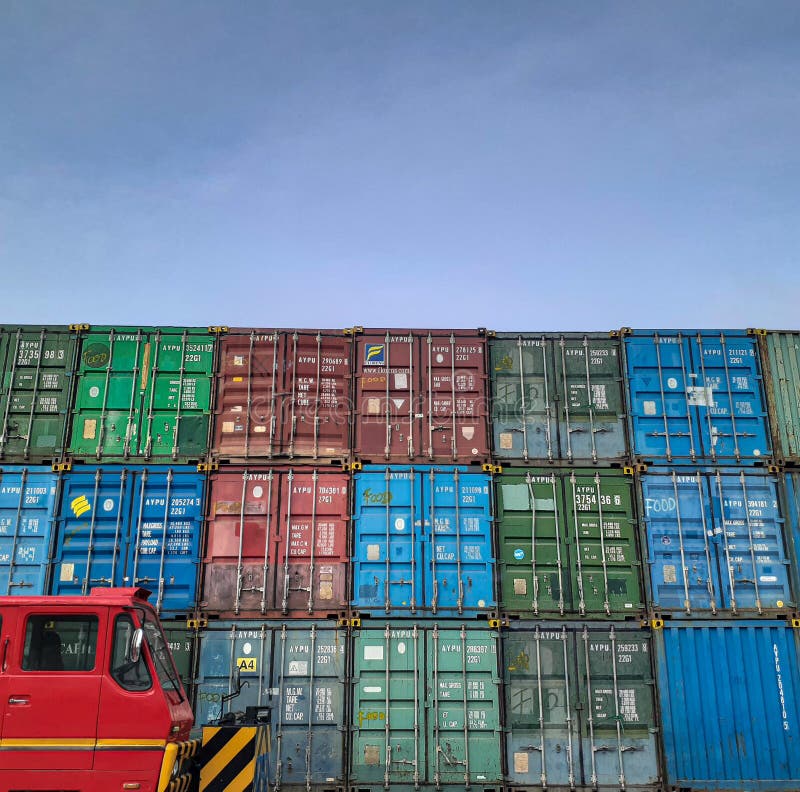 Pile of Containers at Port of Miami Editorial Stock Image - Image of ...
