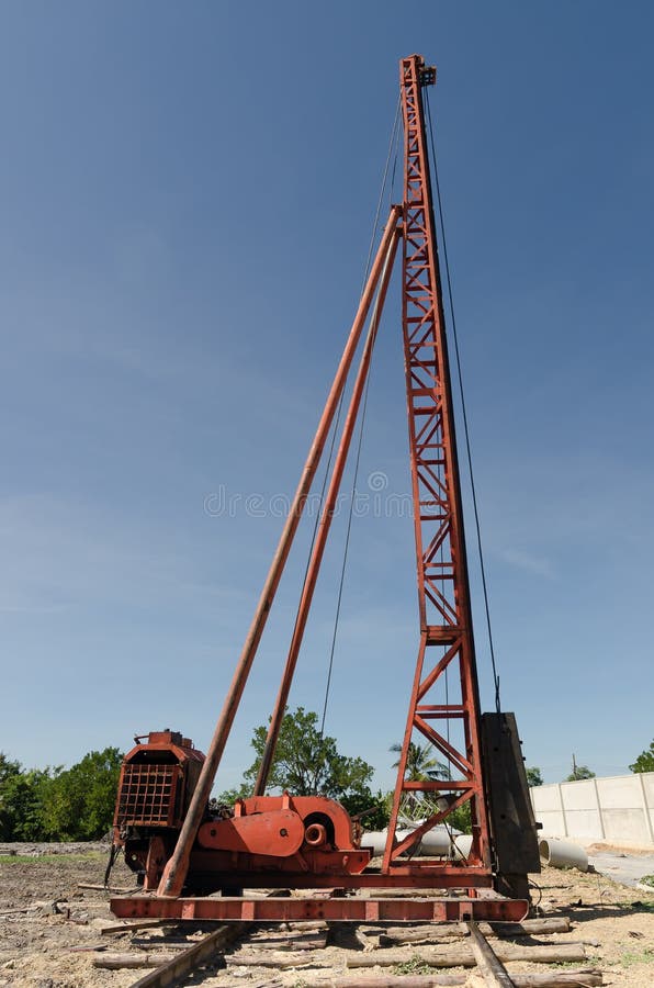Pile-driver editorial stock image. Image of building - 60004539