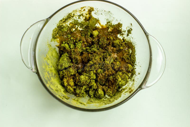 Pile of Dry Henna Powder Isolated on White Stock Photo - Image of ...