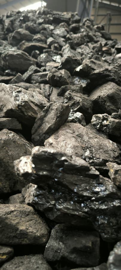 A pile of dull, shiny coal stock image. Image of shiny - 331586441