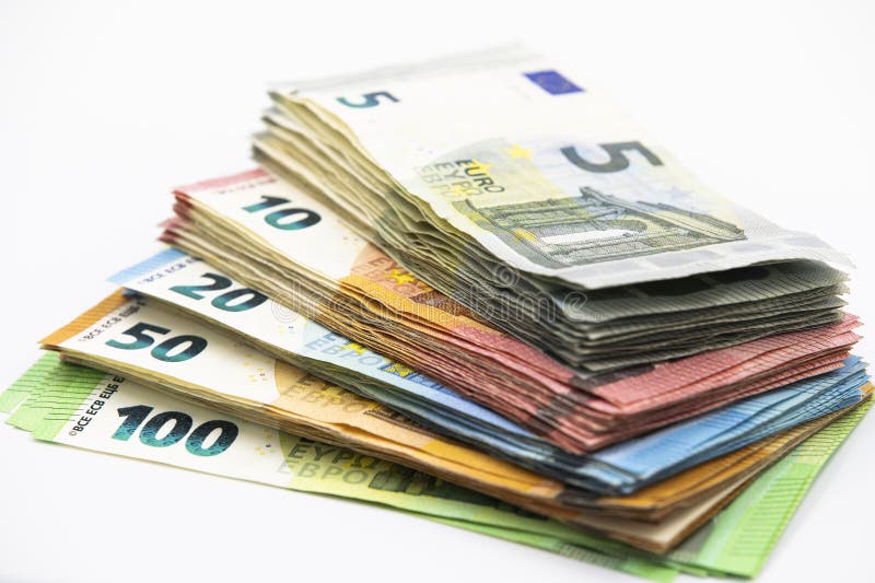 Pile of Euro Banknotes of 100, 50, 20, 10 and 5 Euros. White Background ...