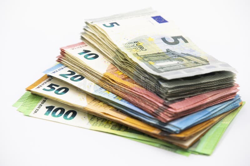 Pile of Euro Banknotes of 100, 50, 20, 10 and 5 Euros. White Background ...