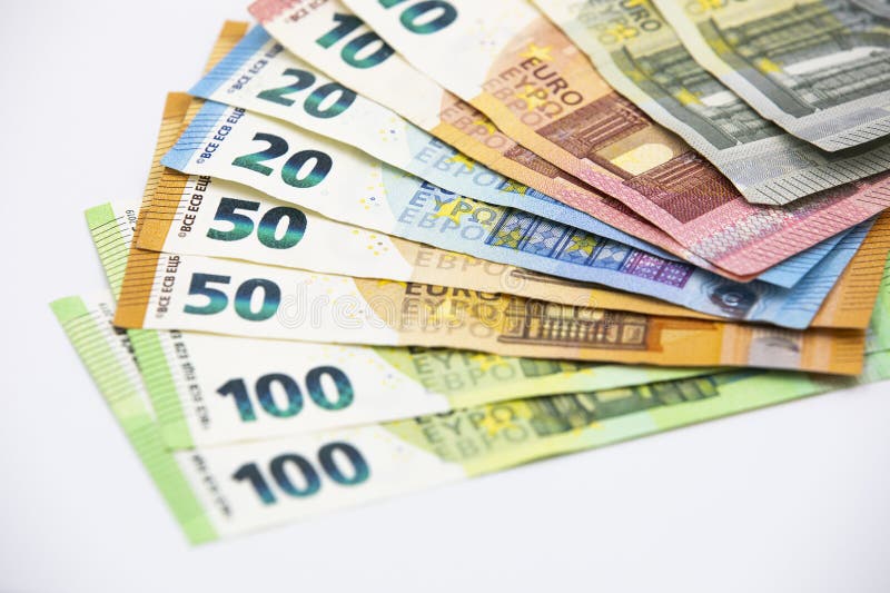 Pile of Euro Banknotes of 100, 50, 20, 10 and 5 Euros. White Background ...