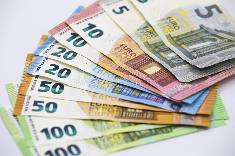 Pile of Euro Banknotes of 100, 50, 20, 10 and 5 Euros. White Background ...