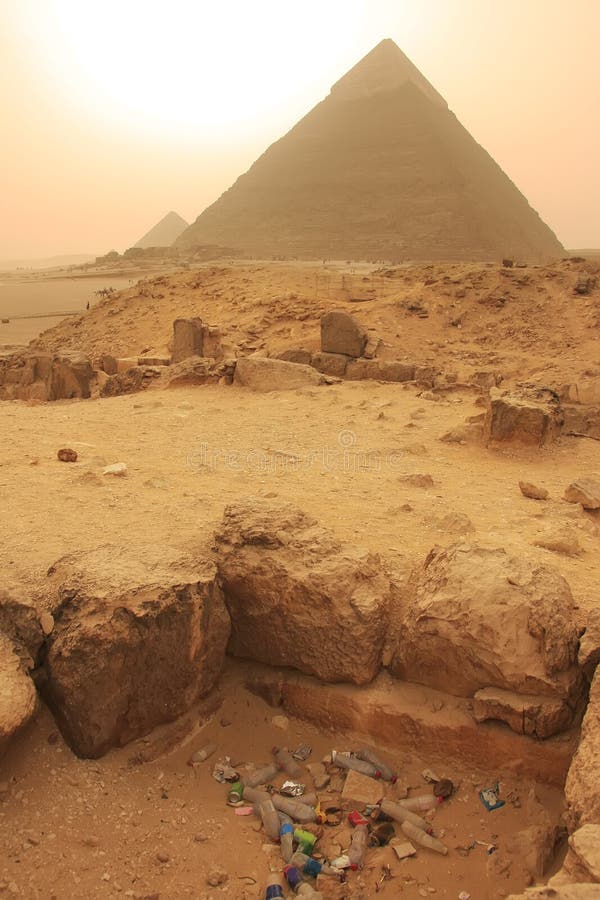 Pile of Garbage Near Pyramid of Khafre, Cairo Stock Image - Image of ...