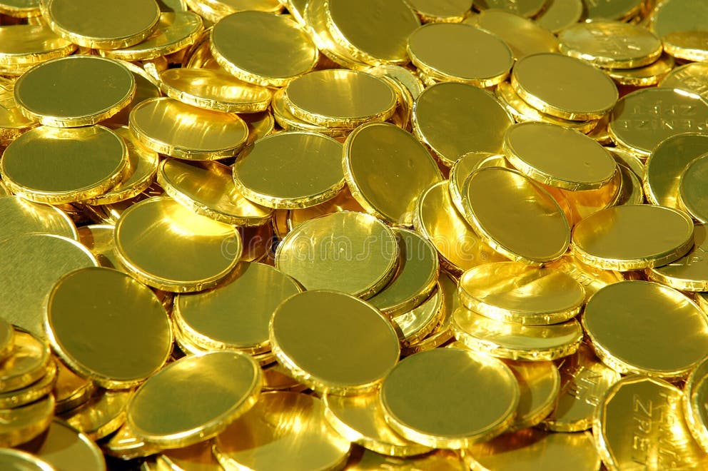 Pile of gold coins stock photo. Image of bank, cash, financial - 13311432