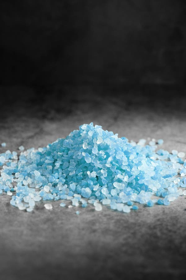 A Pile of Himalayan Blue Salt Stock Photo - Image of seasoning, grinder ...
