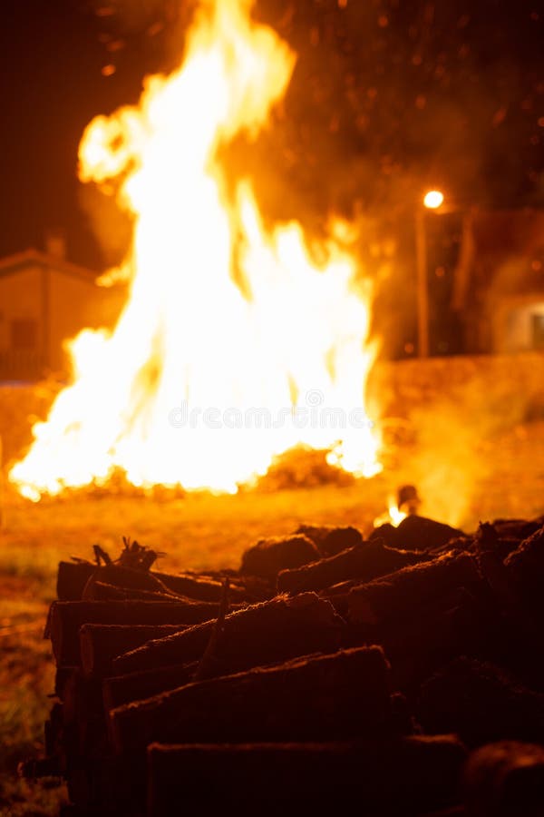 215 Giant Bonfire Stock Photos - Free & Royalty-Free Stock Photos from ...