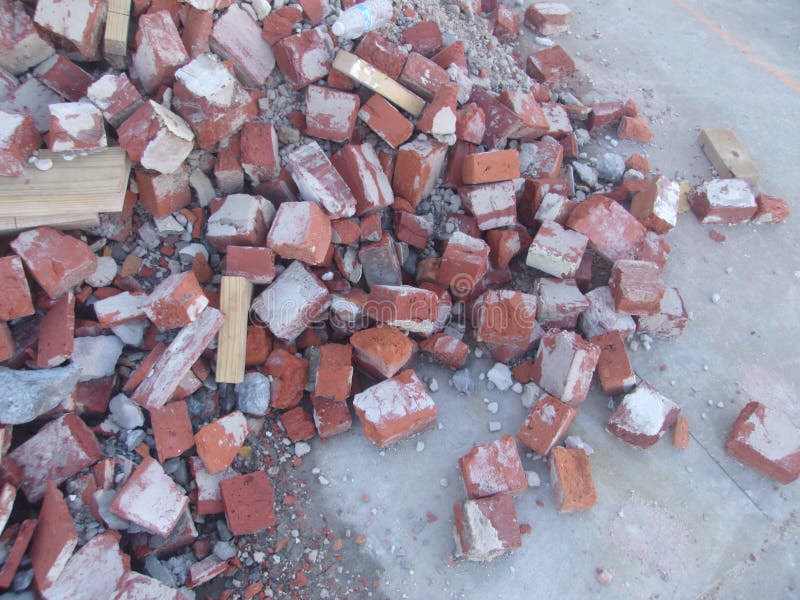 Pile of Old Bricks and Rubble 1 Stock Photo - Image of rubble, cracked ...
