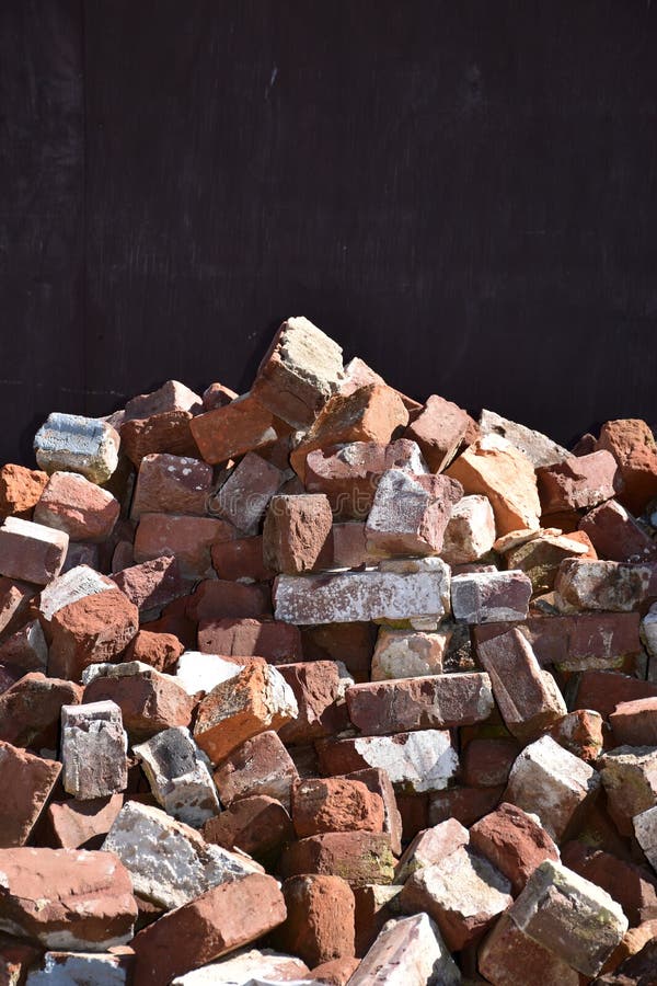 Pile of Old Used Bricks stock image. Image of decor, damaged - 86630555