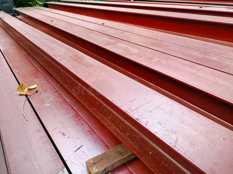 Pile Steel Beam Paint Red Color Preparing Structure Stock Photos - Free ...