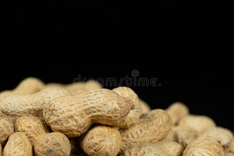 Pile Unpeeled Peanuts Shell Close Up Black Background Stock Photos ...