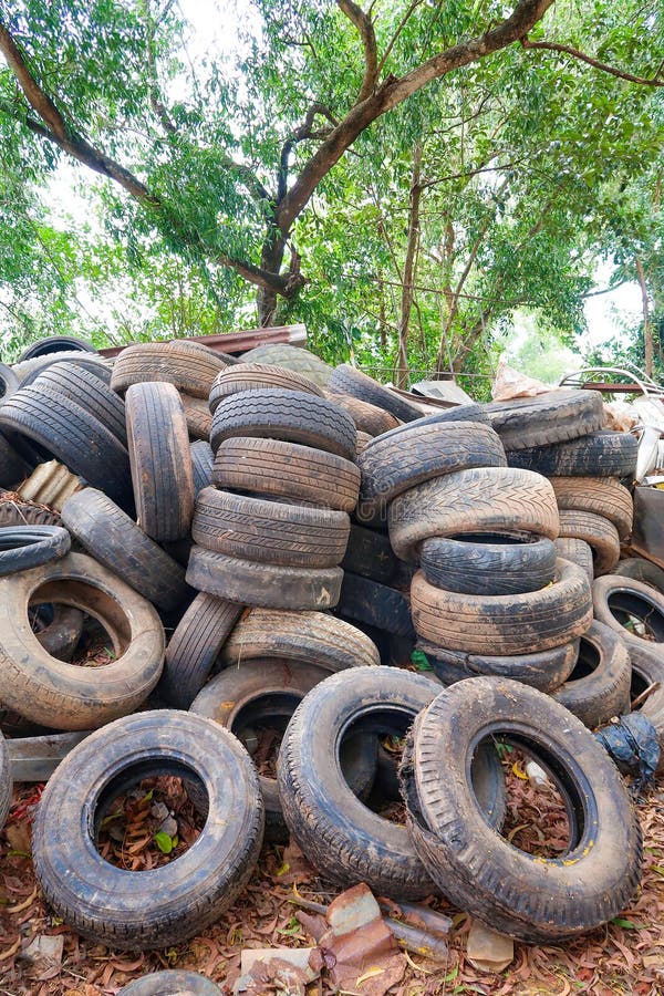 Pile Used Tires for Recycling Stock Image - Image of tire, group: 133340363