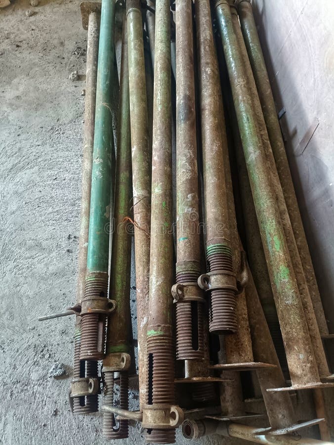 180 Adjustable Scaffolding Stock Photos - Free & Royalty-Free Stock ...