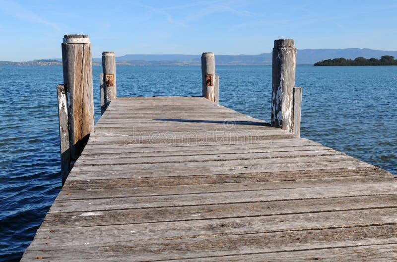 Pilier image stock. Image du wooden, beau, pilier, scénique - 15647779