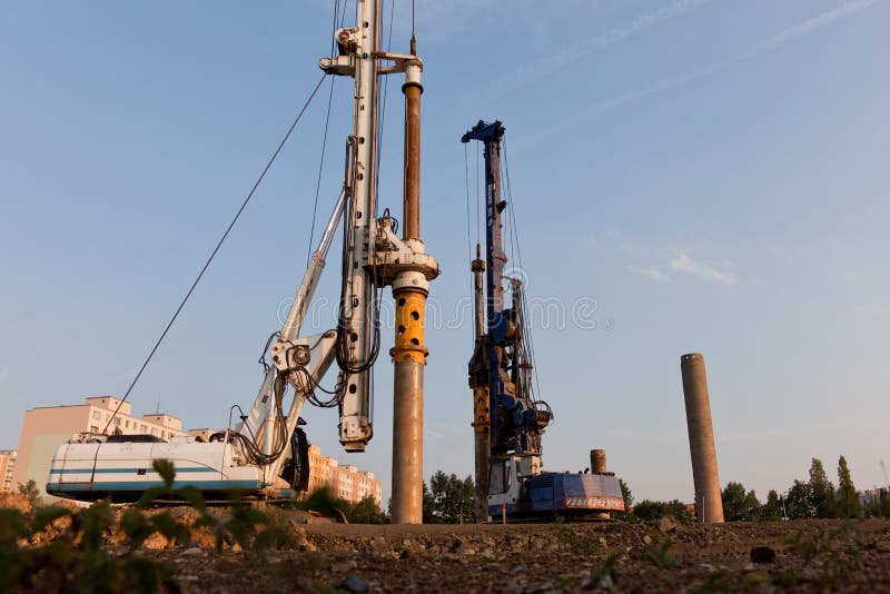 Piling machine stock photo. Image of industrial, assembly - 28284386