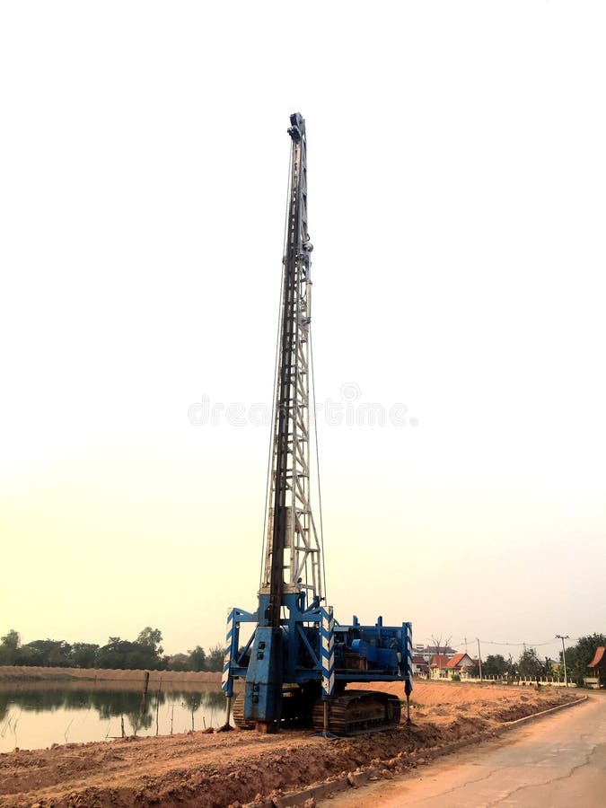 Piling machine stock photo. Image of industry, pile, site - 77633012