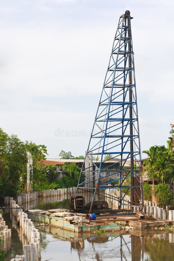 Piling rig stock photo. Image of drill, petroleum, exploration - 27329052