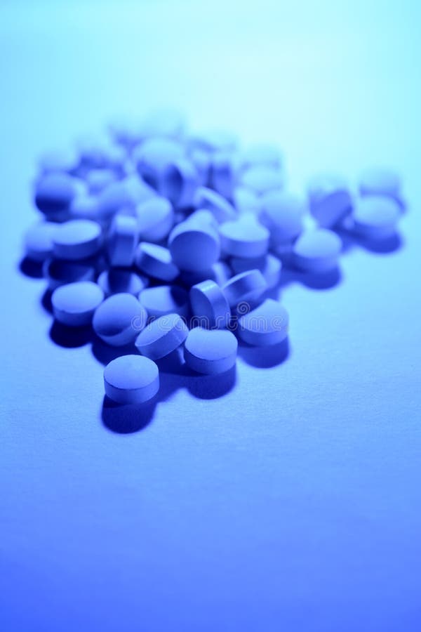 Pillules image stock. Image du pillules, pharmacien, conceptuel - 3885293
