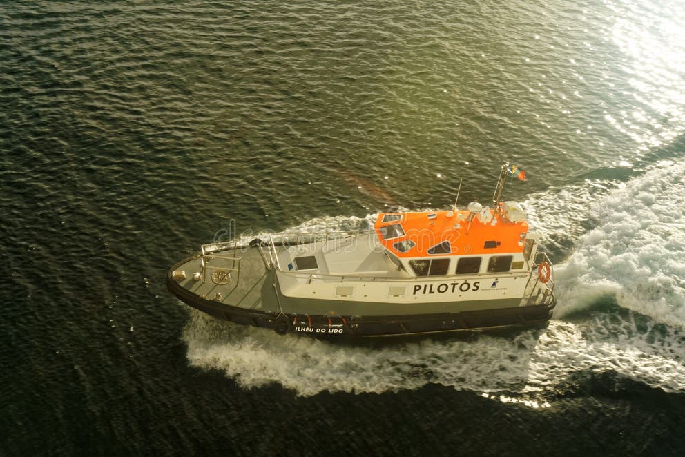 Pilot s Launch editorial stock image. Image of speed - 48103474