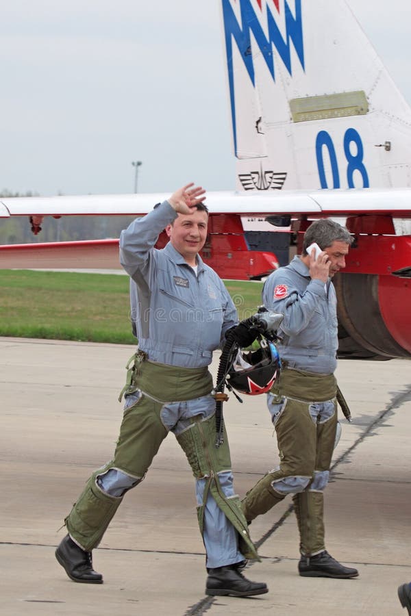 Pilots editorial stock image. Image of celebrating, greet - 19681369