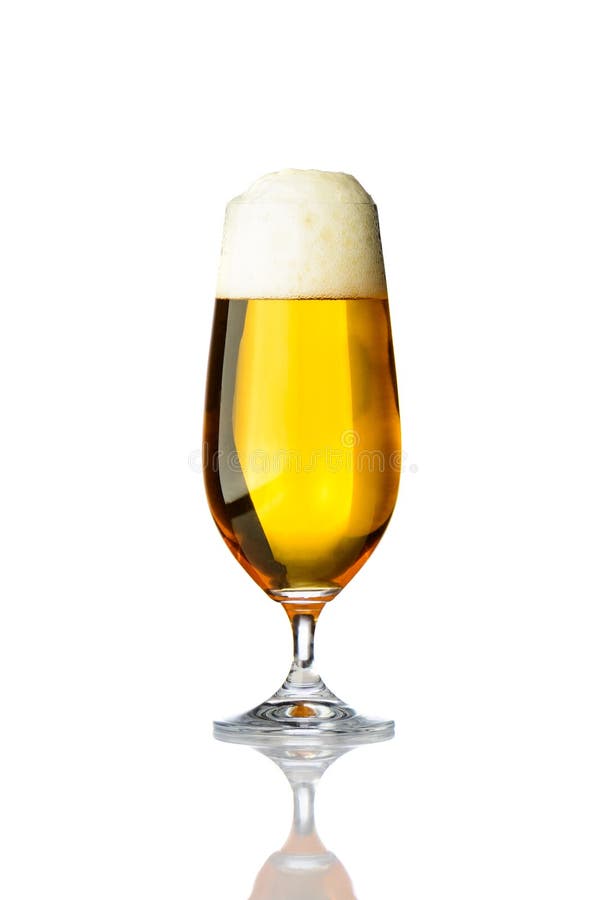 Pils-Bier stockfoto. Bild von alkohol, hintergrund, blond - 63871018